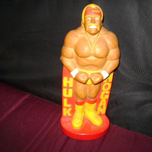 Hulk Hogan Coin Bank Figure 1991 – PW Catalog